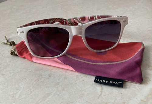 Солнцезащитные очки Mary Kay