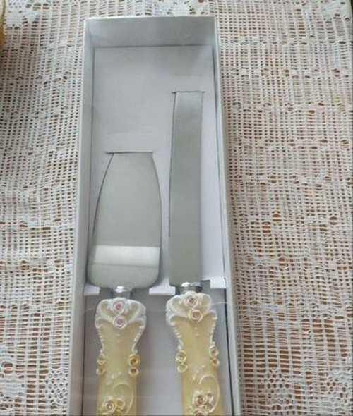 Нож для свадебного торта новый набор