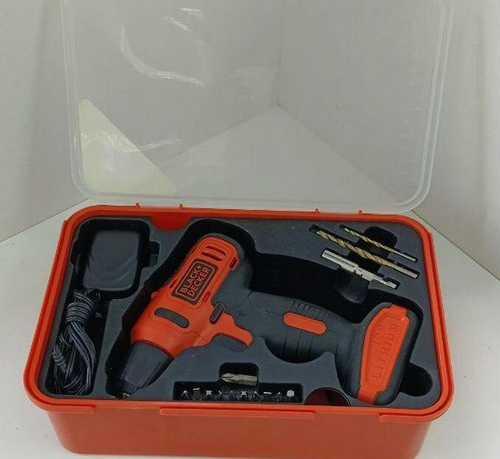 Шуруповерт Black&decker LD12