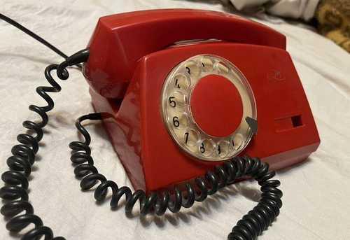 Старинный телефон СССР советский