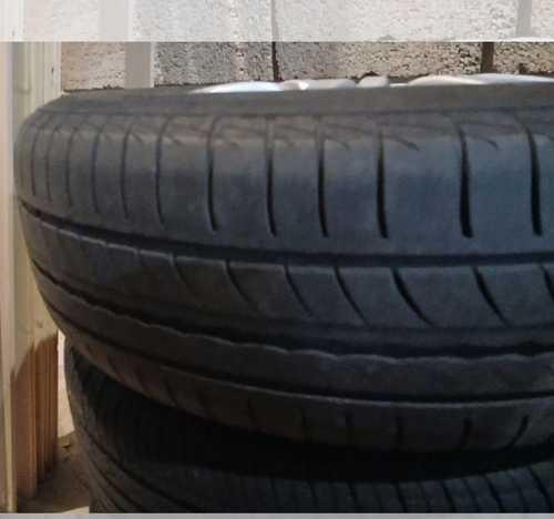 Pirelli cinturato p1 185 65 r15