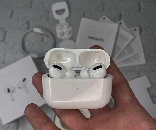 Беспроводные наушники AirPods