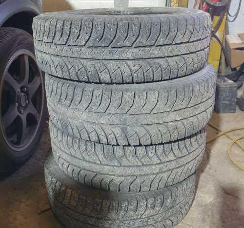 Firestone Ice Cruiser 7 185/70 R14