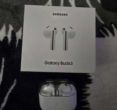 Samsung galaxy Buds3