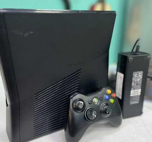 Xbox 360 Slim