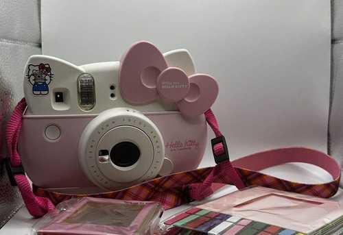 Фотоаппарат Fujifilm Instax Mini Hello Kitty