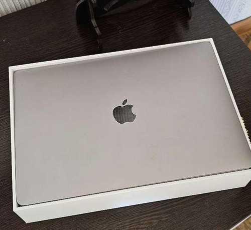 Macbook Air 13 2018 retina i5core