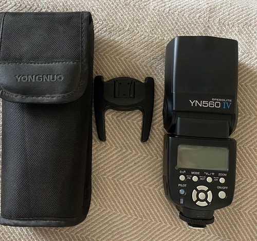 Фотовспышка Yongnuo Speedlite YN-560 IV YN560 IV