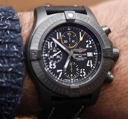 Часы Breitling Avenger Night Mission чёрные