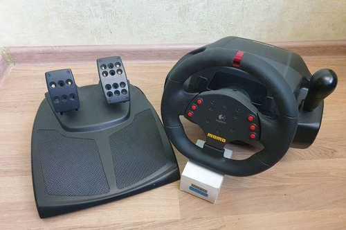 Игровой руль Logitech momo Racing