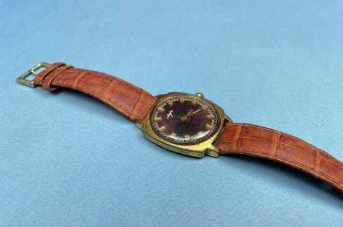 Советские наручные часы "Луч"