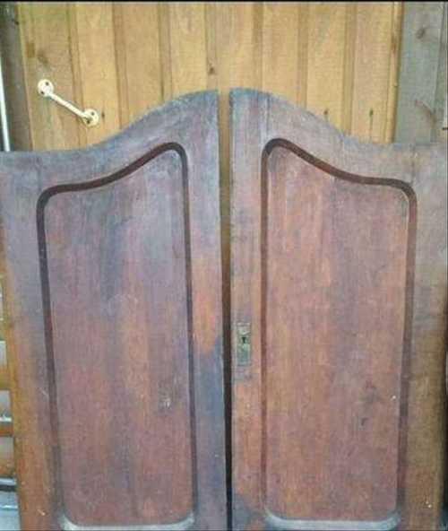 Двери старинные массив от буфета шкафа или комода