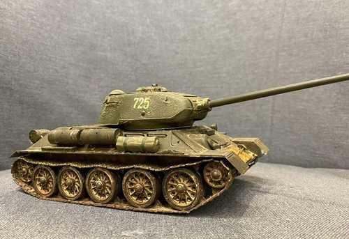 Сборная модель танка т34-85 1/35