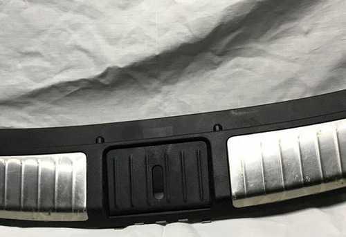 Накладка замка багажника FX37 QX70