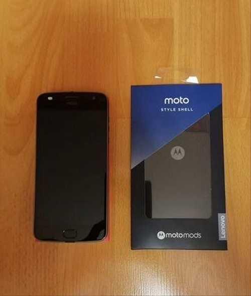 Смартфон Motorola Z2 Play