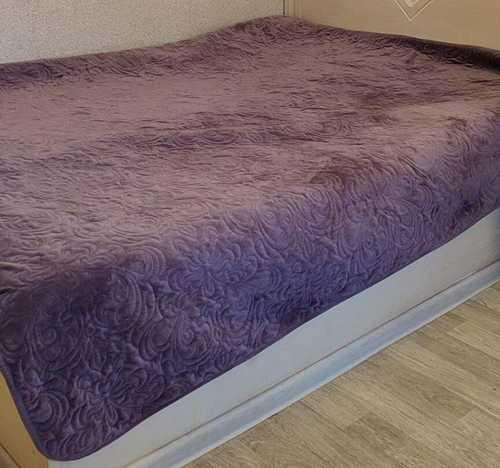 Кровать-тахта двухспальная с матрасом бу