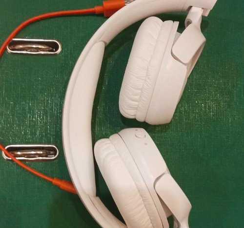 JBL tune 570bt