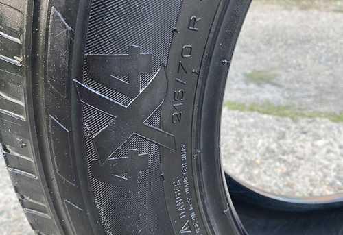 Michelin 4x4 Synchrone 215/70 R16