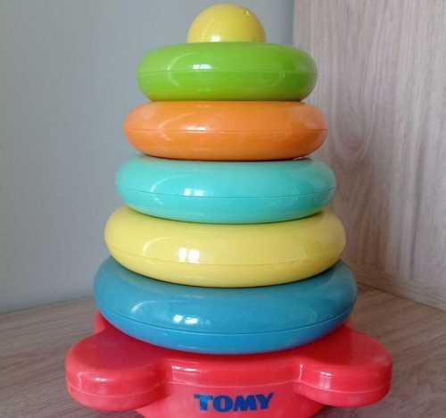 Пирамидка tomy томи