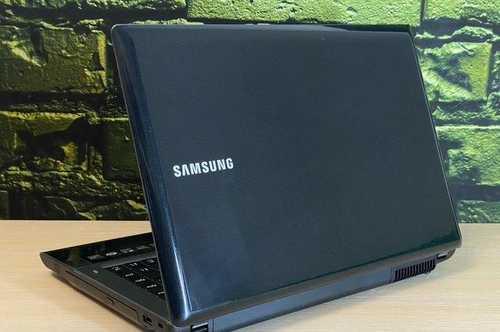 Ноутбук 14" Samsung Core i3
