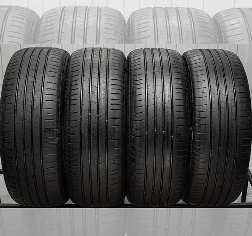 Kumho Ecsta HS51 215/55 R17 94V