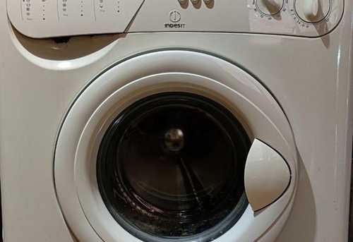 Стиральная машина Indesit W63T