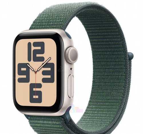 Apple Watch SE (2024) 40 мм Корпус из алюминия «Starlight» Спортивная петля «Lake Green»