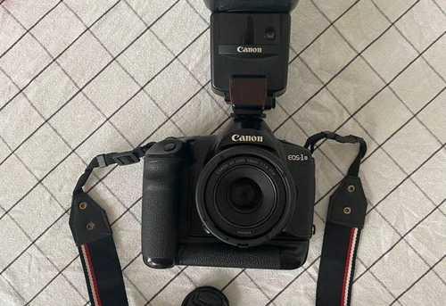Canon EOS 1N + 50mm f/1.8 STM + Speedlite 540 EZ