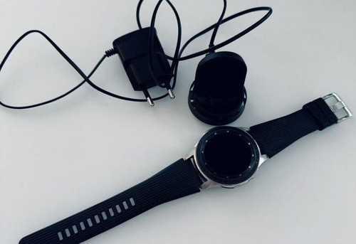 Продам смарт часы Samsung Gear Watch 46mm