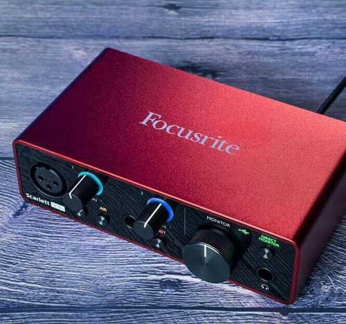 Звуковая карта focusrite scarlettsolo 3rd gen