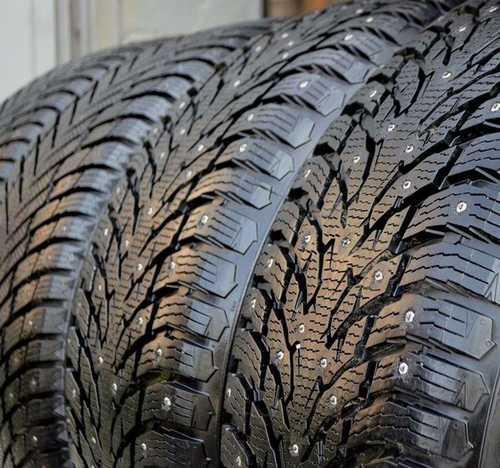 Ikon Tyres Autograph Ice 9 SUV 285/50 R20