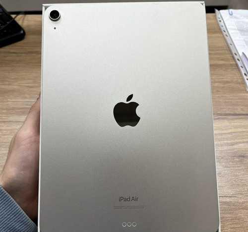 iPad air 5 2022 m1 64 wi fi