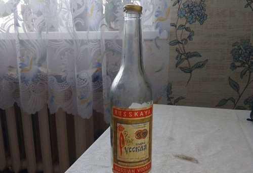 Бутылка "русская водка"