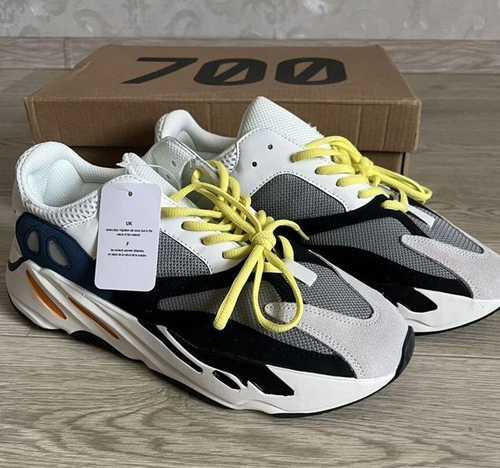 Кроссовки adidas yeezy boost 700