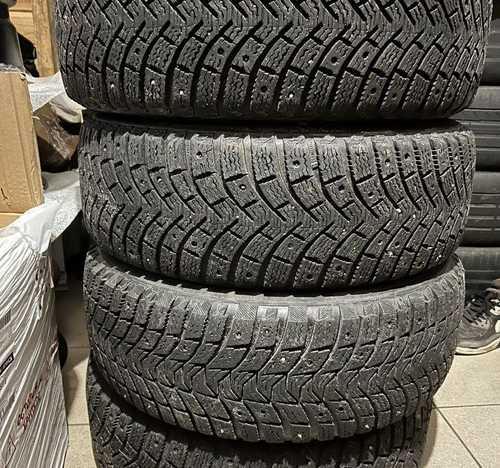Accelera Alpha 195/65 R15