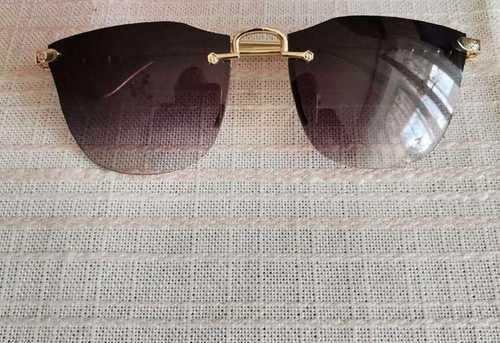 Солнцезащитные очки женские