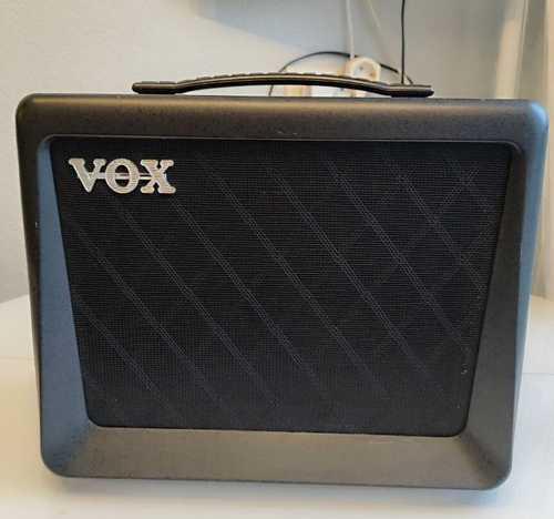 Гитарный комбоусилитель vox vx15 gt