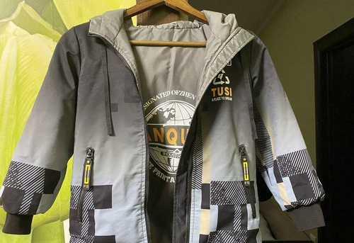Демисезонная куртка для мальчика р-р 122-128