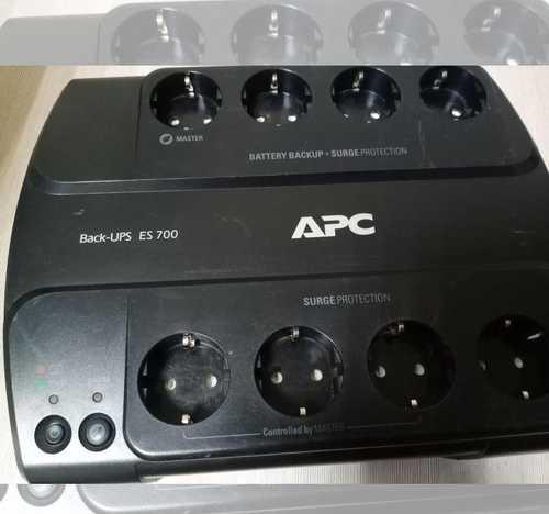 Бесперебойник APC be700g-rs