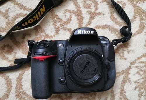 Зеркальный фотоаппарат Nikon D300s