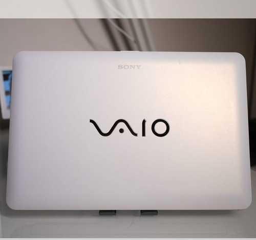 Нетбук Sony Vaio PCG-4V1V белый