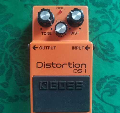 Гитарная педаль Boss DS-1 Distortion