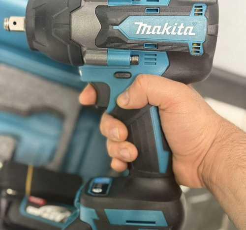 Гайковерт аккумуляторный 800nm makita
