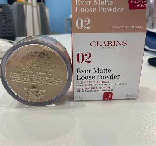 Пудра Clarins 02 universal