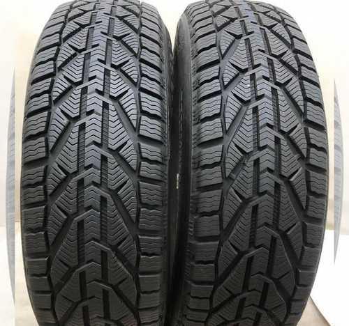 Kormoran Snow 215/60 R17 96H