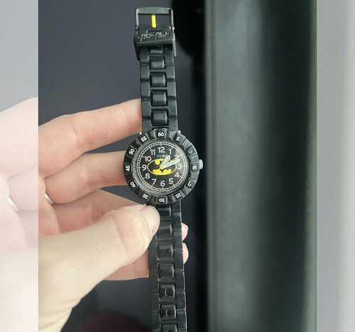 Часы swatch детские flik flak бэтман