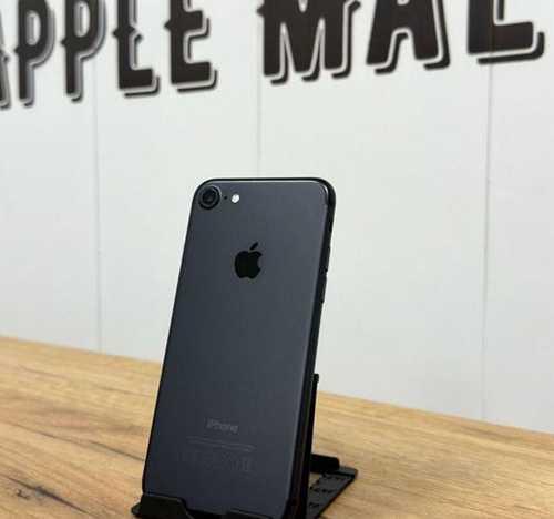 Смартфон Apple iPhone 7 32 гб, 1 SIM, черный