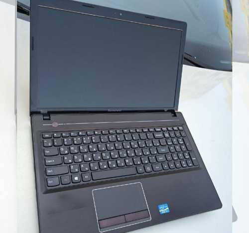 Lenovo Core i7/8Gb/Nvidia/SSD HDD/Хорош сост