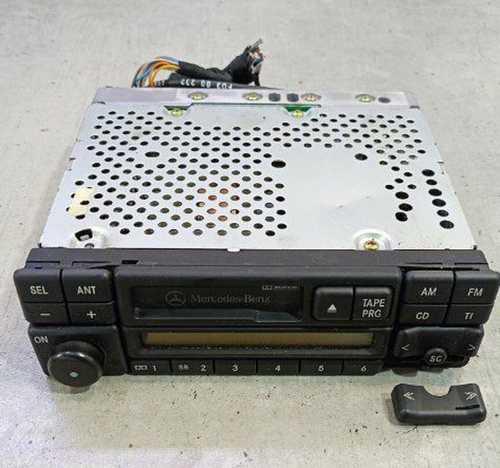 Магнитола Mercedes S320 W140 104.994 1996