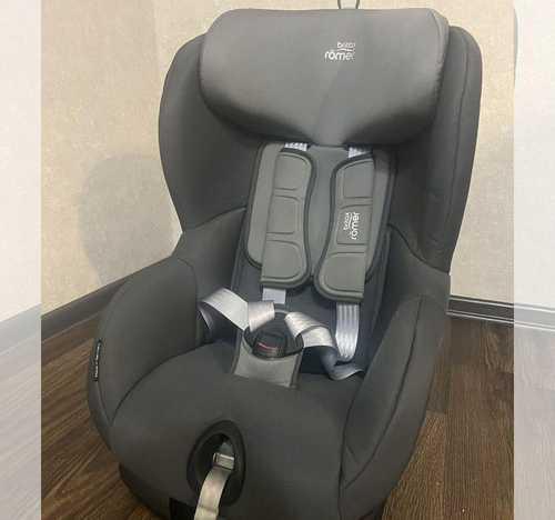 Автомобильное кресло britax romer trifix 2 i size